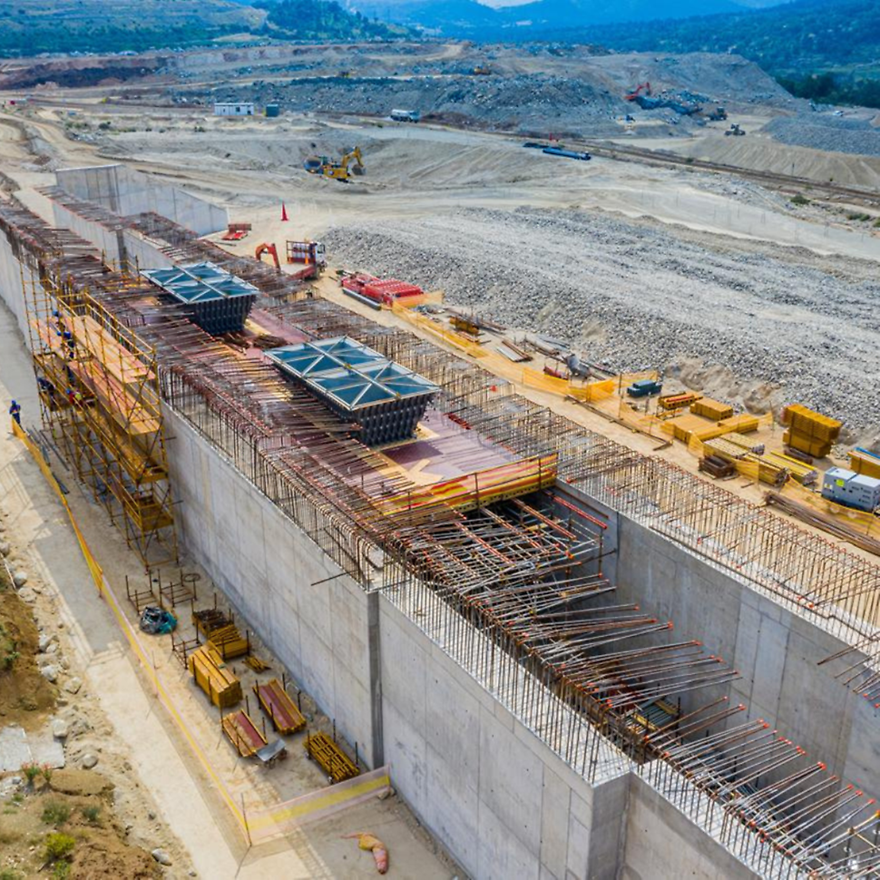 Der Brochen Platinum Mine Stockpile Tunnel