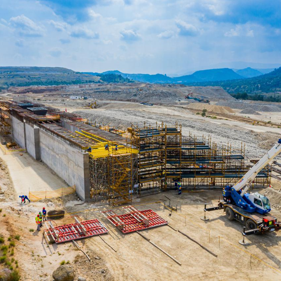 Der Brochen Platinum Mine Stockpile Tunnel