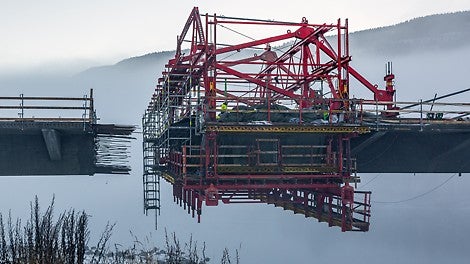 PERI balanced cantilever solution ensures optimized workloads