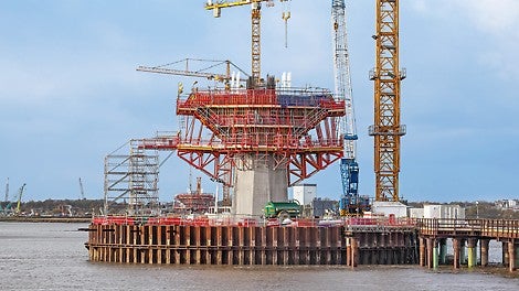 Landmark Mersey Gateway on form with help from PERI