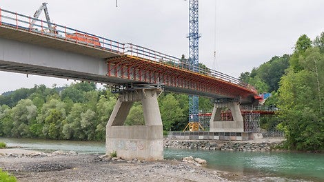 Mit PERI die Brücke schlagen
